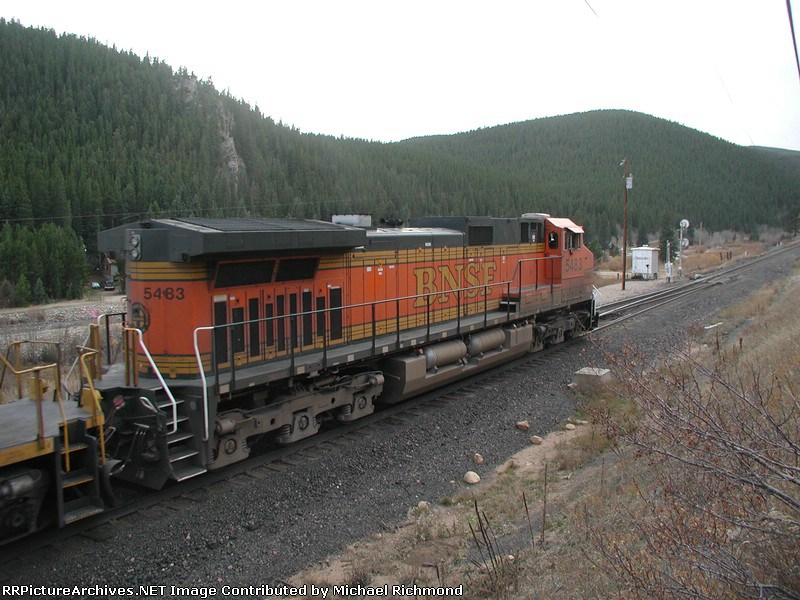 BNSF 5483